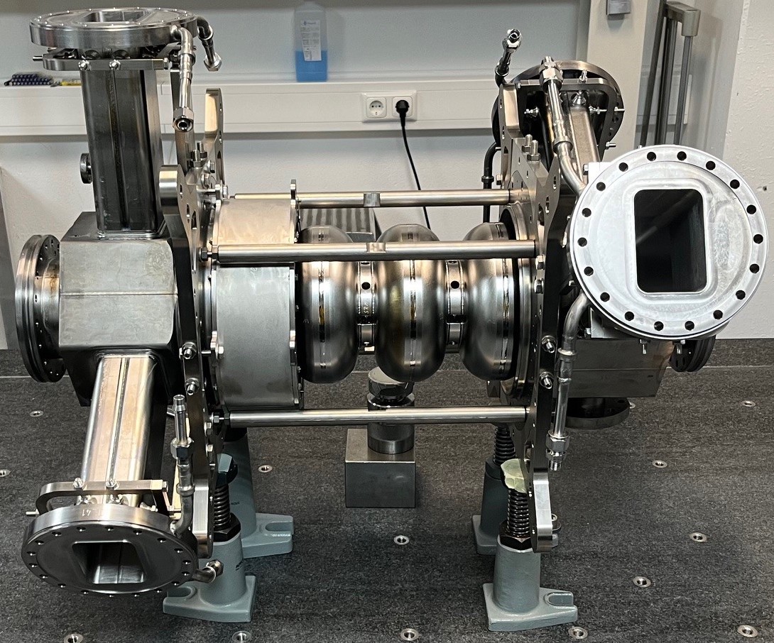 Science and Technology of Accelerating Systems - Helmholtz-Zentrum ...