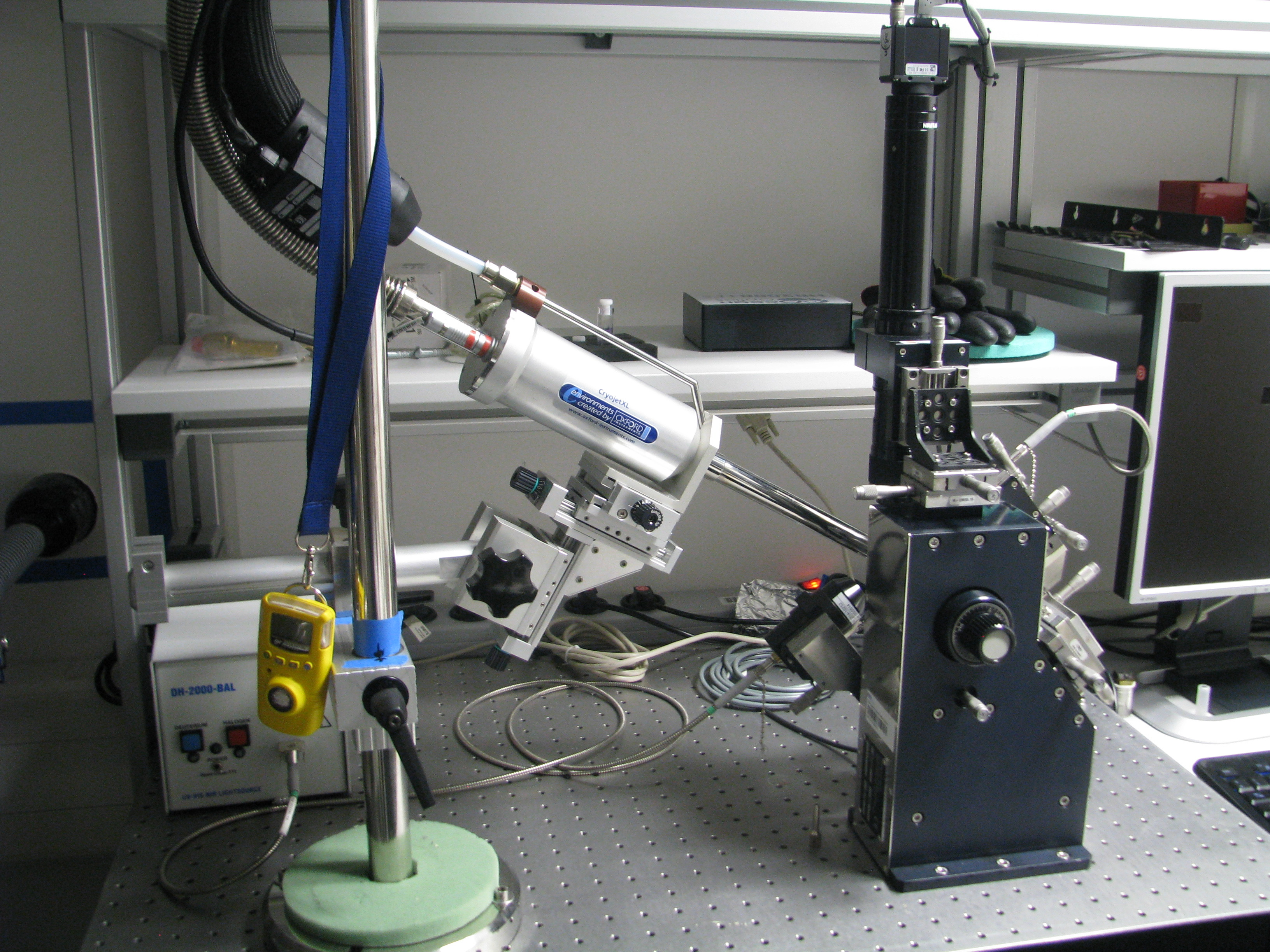 Micro-Spectrophotometer - Helmholtz-Zentrum Berlin (HZB)