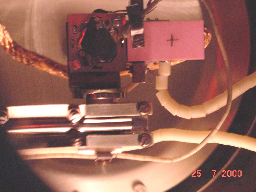 UHV electron-spectroscopy setup - Helmholtz-Zentrum Berlin (HZB)